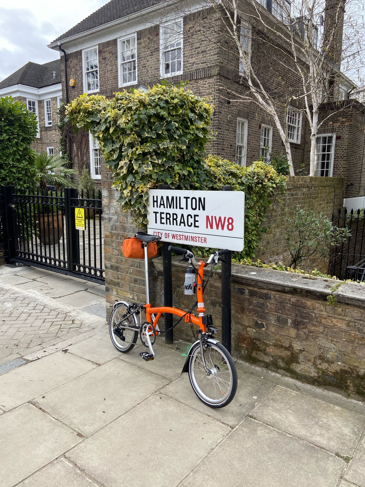 My Orange Brompton: Early morning Orange Brompton London spin and a ...