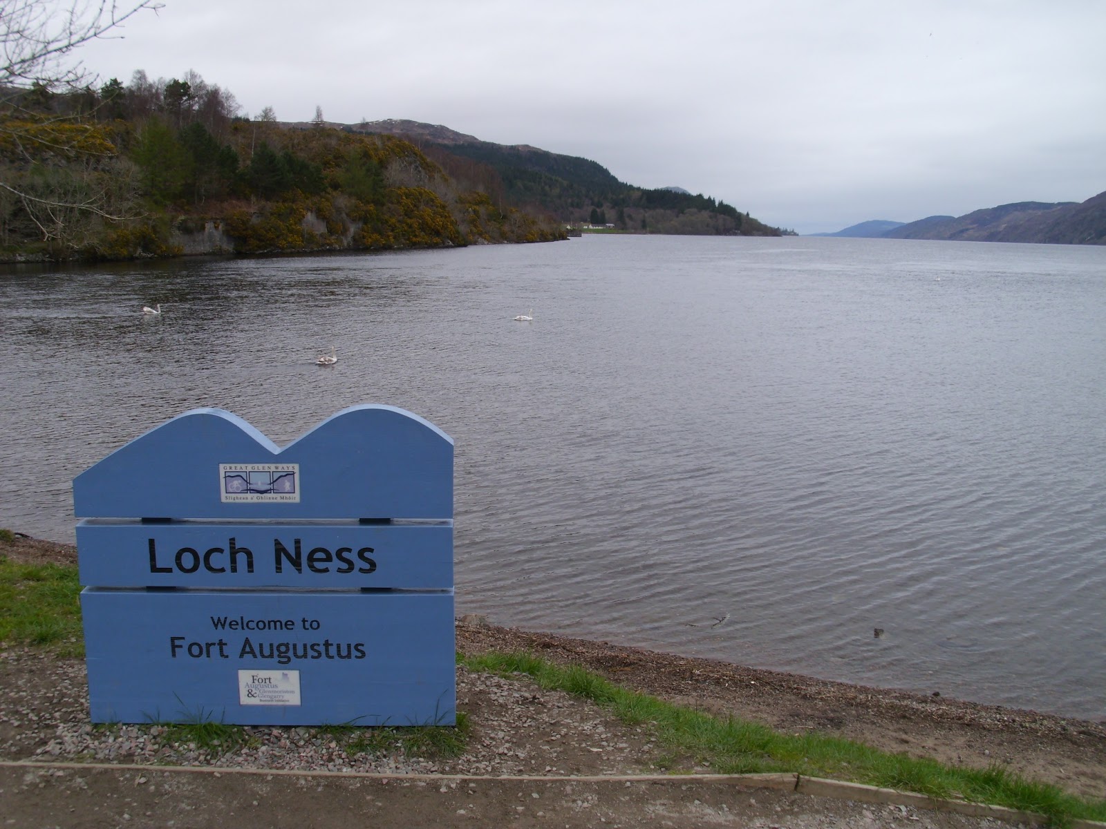 Escocia; Glasgow, Edimburgo y Lago Ness - Los Viajes de Domi