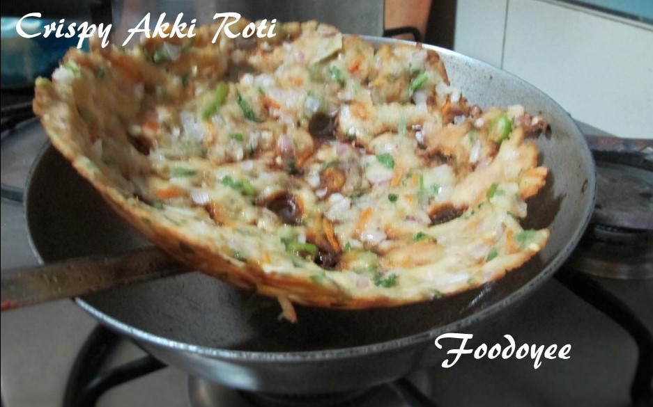 Instant Akki Roti - Crispy Rice Flour Roti - From Karnataka!