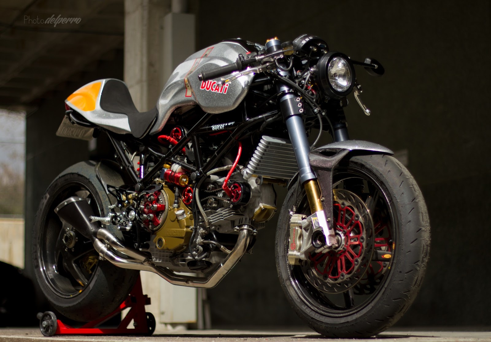 Racing Cafè: Ducati "Silver Shotgun" 2013 by Radical Ducati