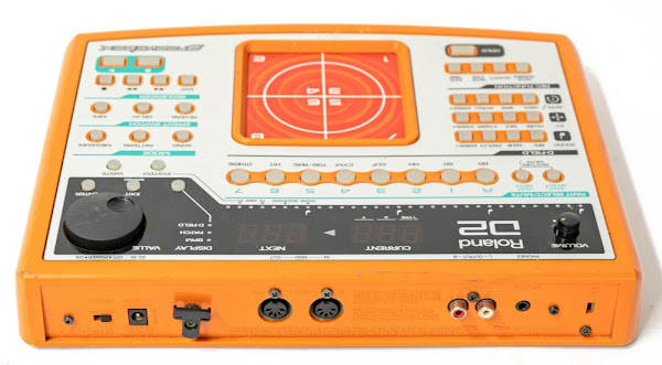 MATRIXSYNTH: Roland D2 Compact Performance Groovebox Sequencer / Sound ...