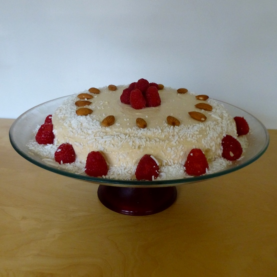 CakeSophia: Light summer cake