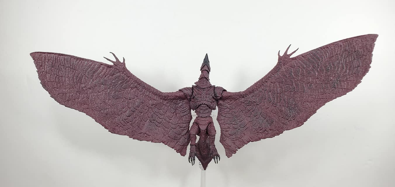The Gryphon's Lair : SH MONSTERARTS MOTHRA AND RODAN (2019) | Figure Review