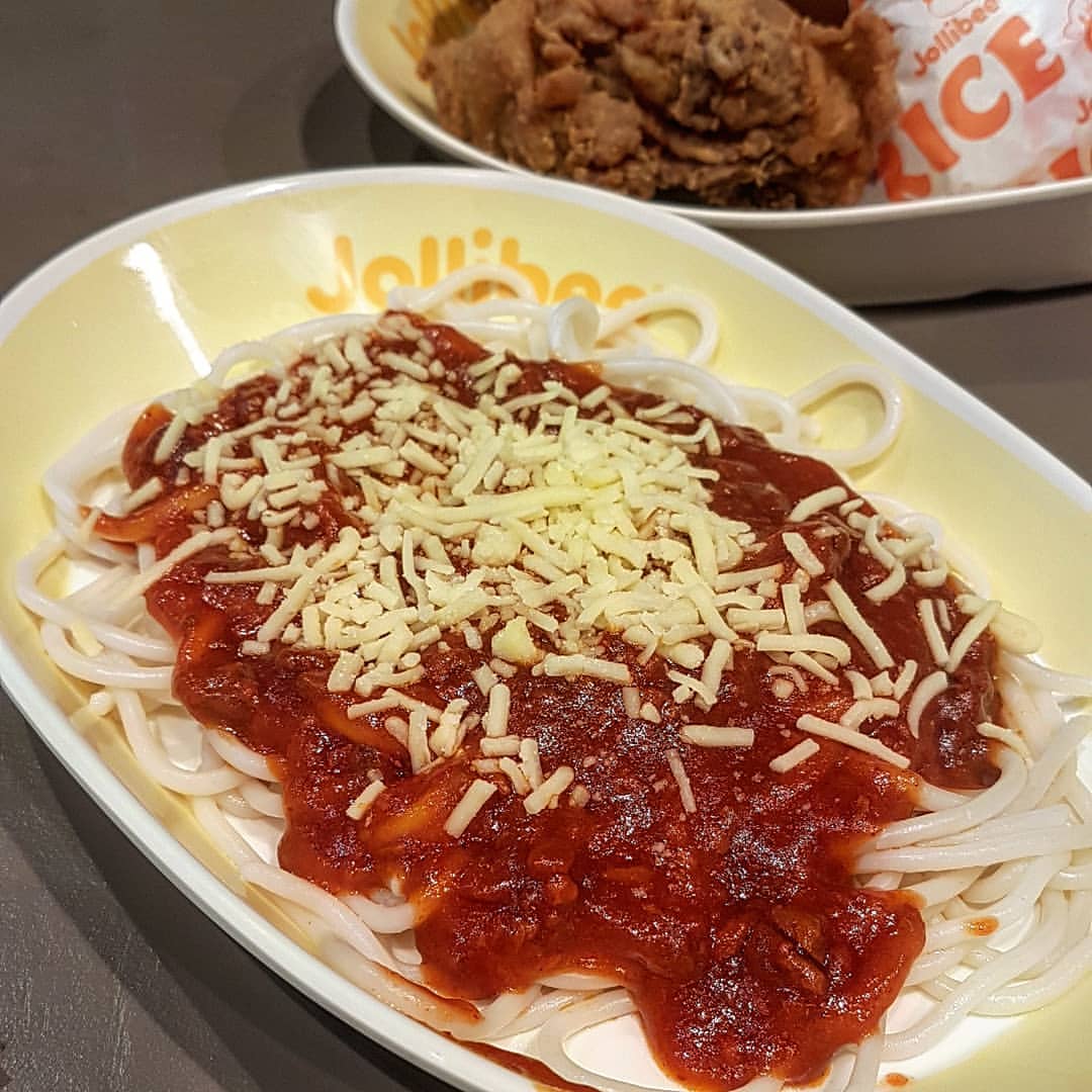 The Tale of Pinoy Spaghetti and How Gen. MacArthur Revolutionized ...