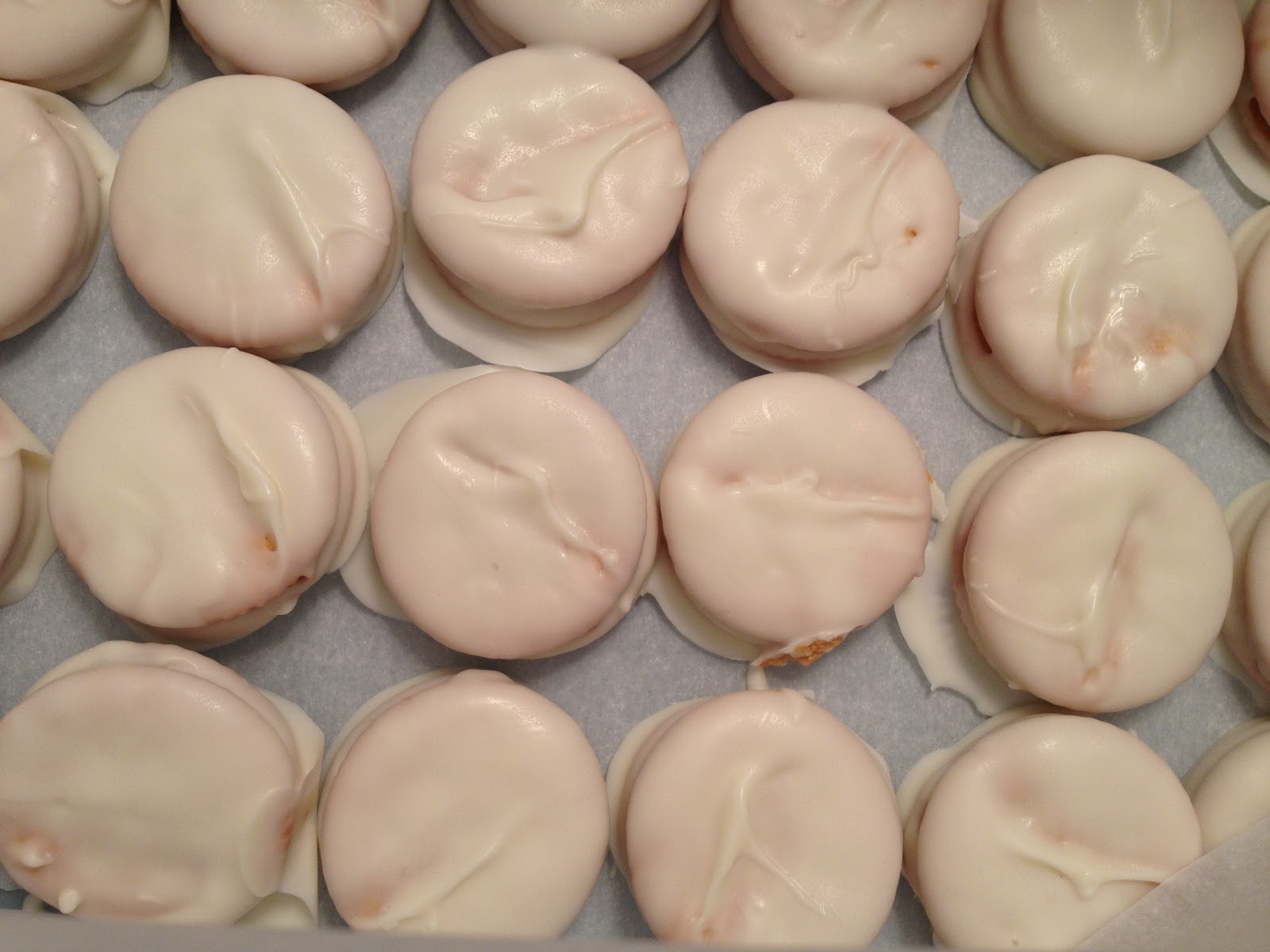 9 Hundred Square Feet: Urban Hobo Cookies Are Here!