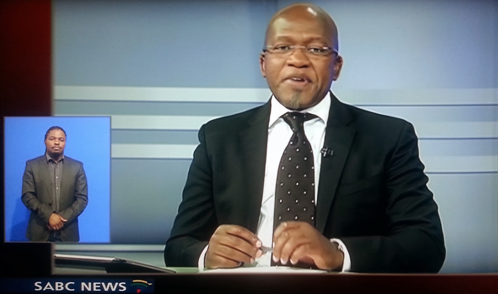 TV with Thinus: DRESSED IN BLACK. South Africa's news anchors are all ...