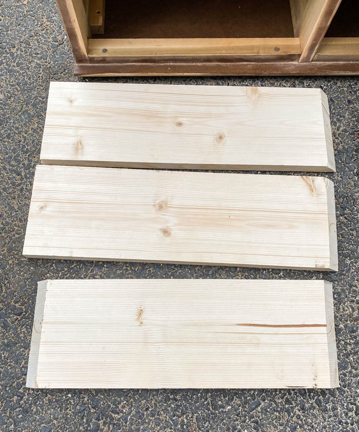 Modern Farmhouse Bassett Desk Makeover | Little House of Four ...