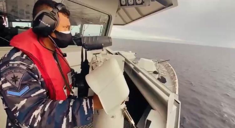 DEFENSE STUDIES: KRI BKO Guspurla Koarmada II Laksanakan Gunery ...