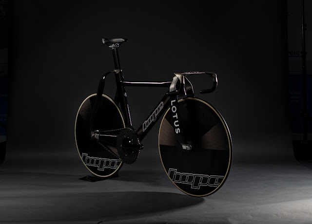 Technical Beauty at Boxfox1: Lotus Engineering returns to world-class ...