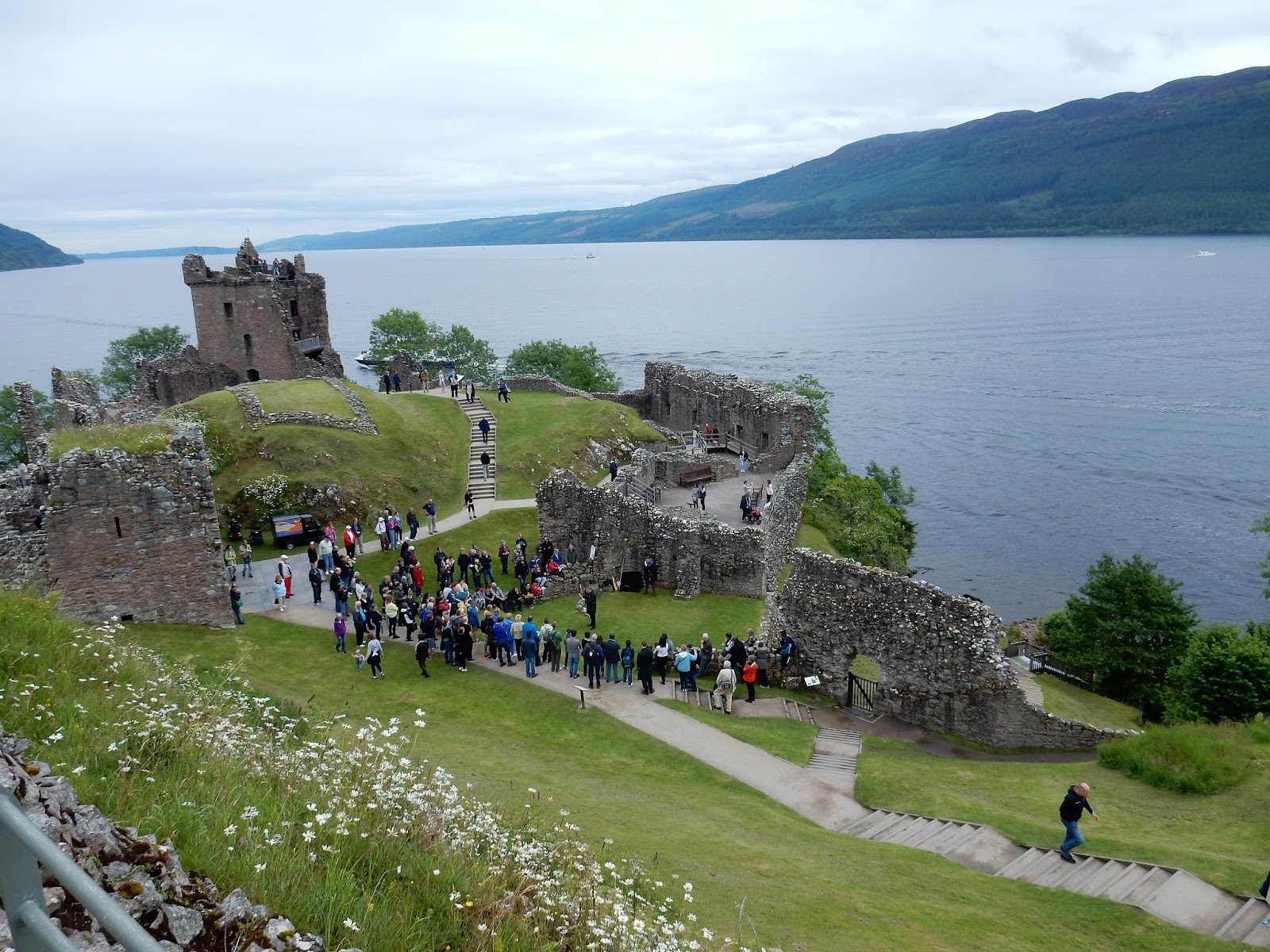 My Travel Blog: Invergordon, Scotland: Loch Ness, Water Monsters and ...