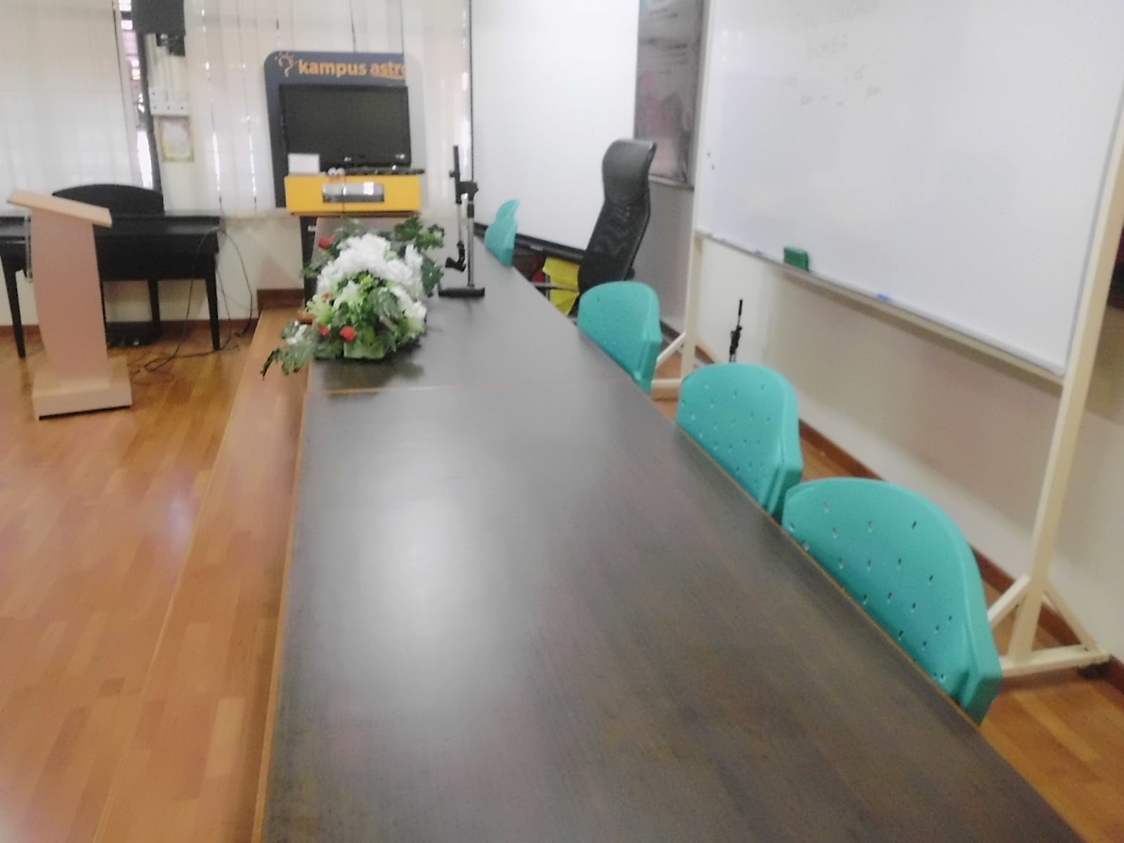 SMK Bukit Mewah Official Blog: BILIK KULIAH