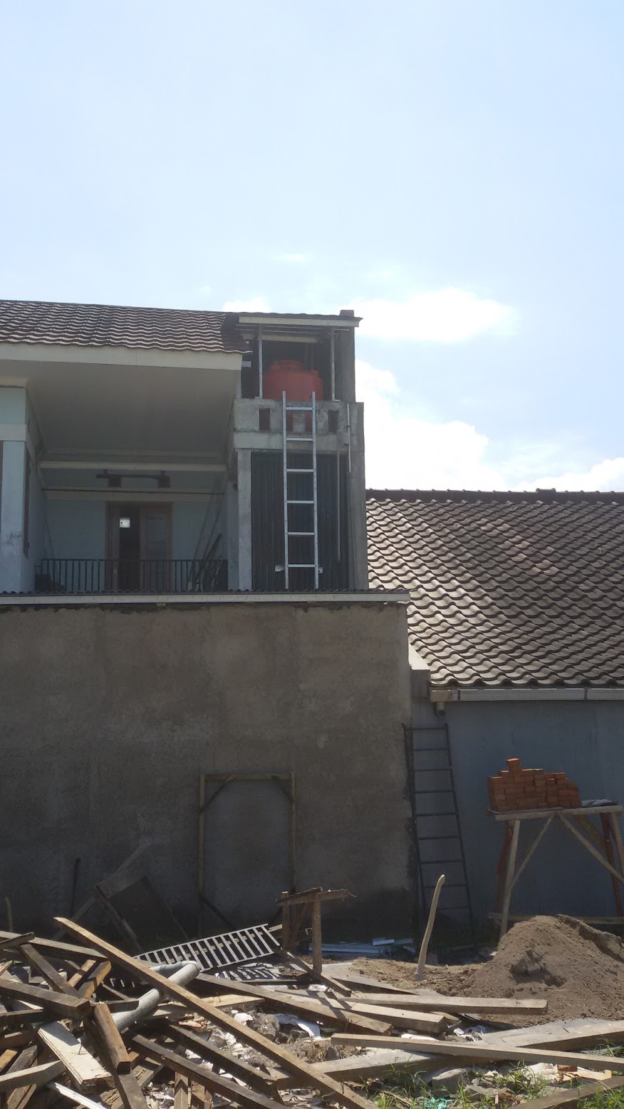 SPECIAL RENOVASI ATAP RUMAH : HARGA BONGKAR PASANG ATAP RUMAH DI BANDUNG