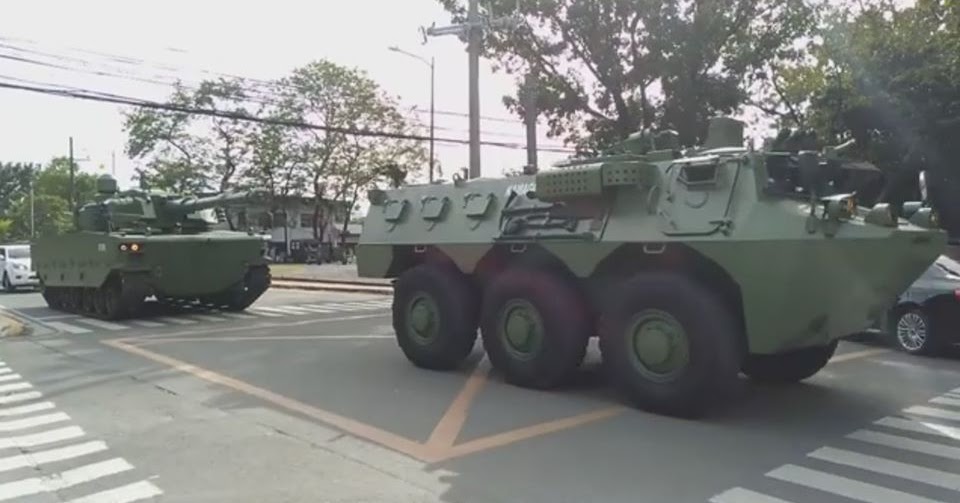 Philippines displays Indonesian tank, armored vehicle as part of ...