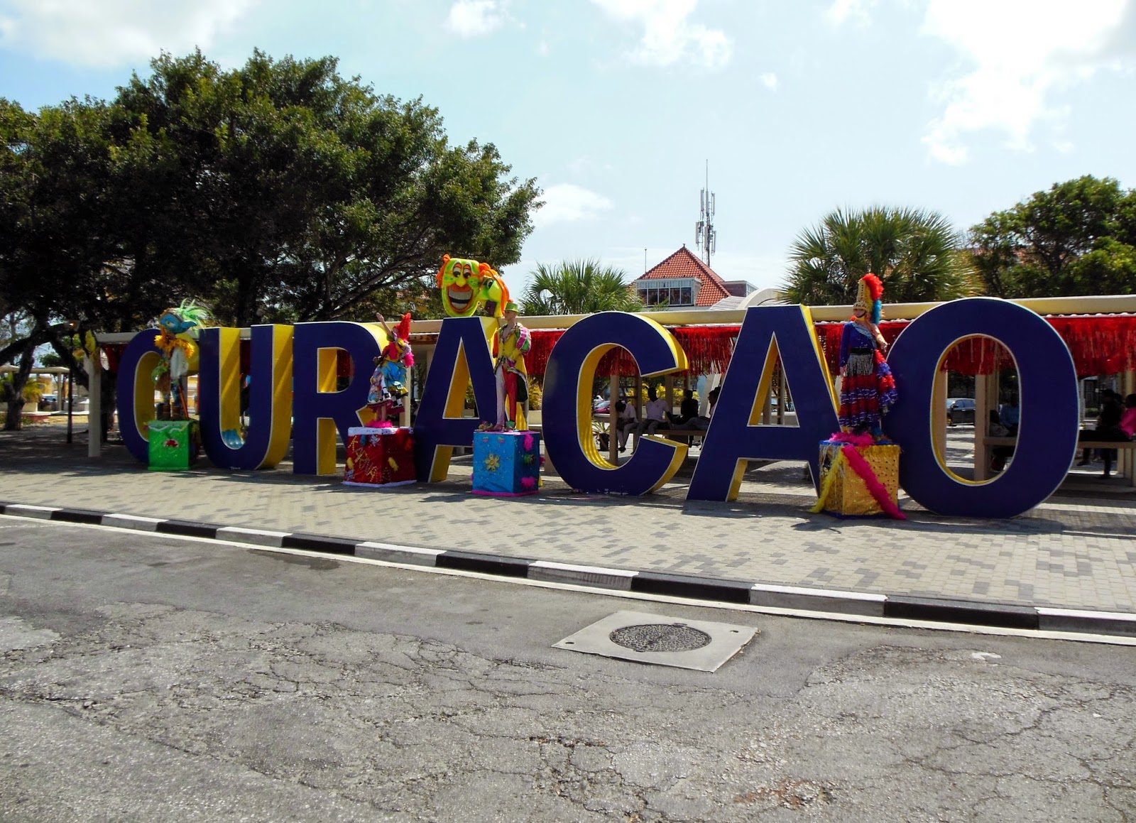 Focusing On Travel : Wow! It's Curacao!