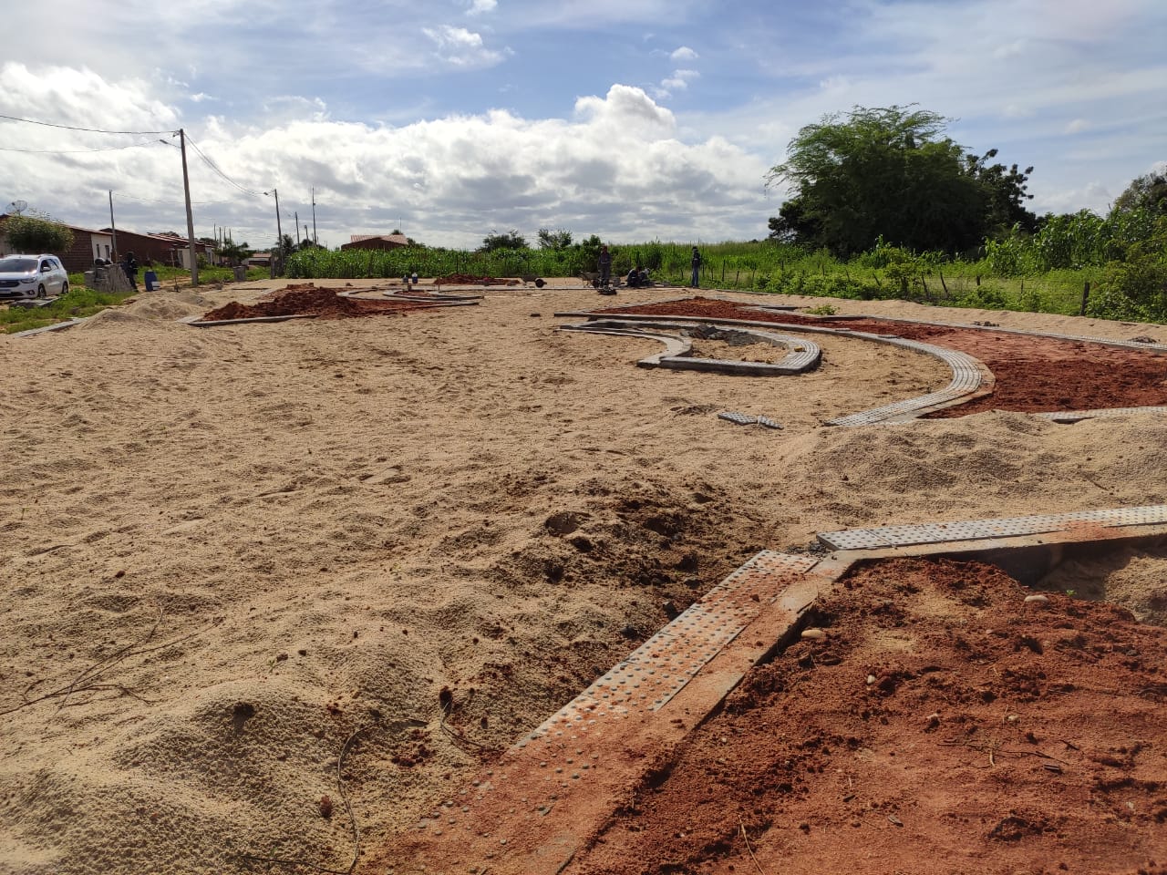 .: Infraestrutura: Executivo prossegue obra de edificação de logradouro ...