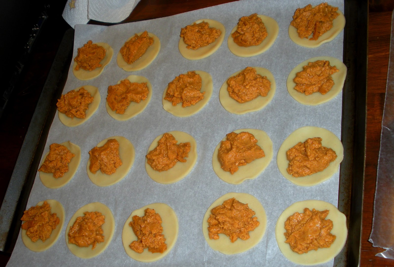 Craft A Spell: Pumpkin Pie Pockets