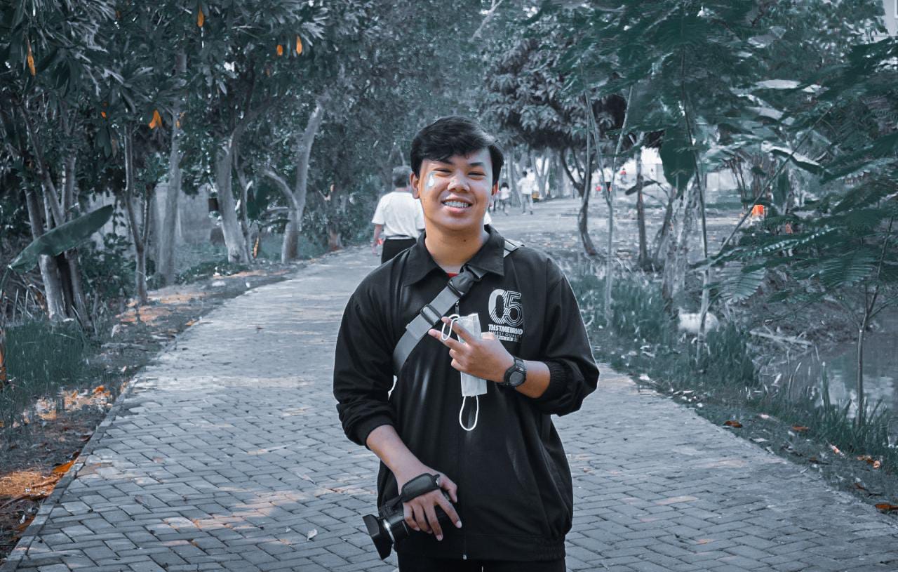 Chris Feng, Profile and Biography. Shopee CEO