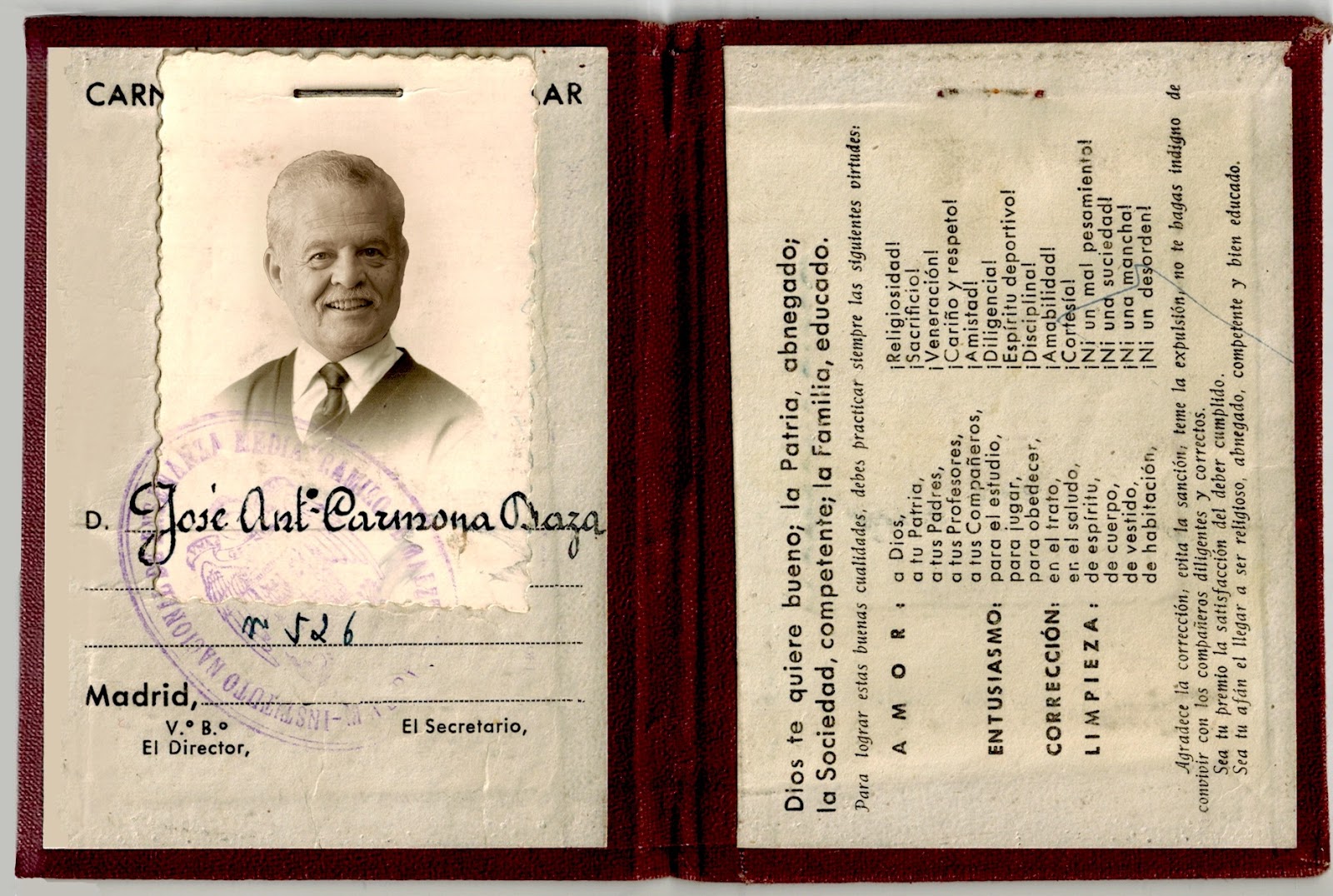 Ramiro de Maeztu 1965: Nuevo Carnet de Identidad Escolar