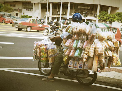 Lawak penjual roti | amri-lawak-kelakar