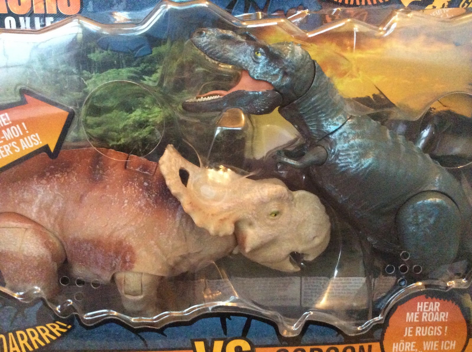 Friendly Barghest Toy Reviews: Walking with Dinosaurs Patchi Vs Gorgon ...