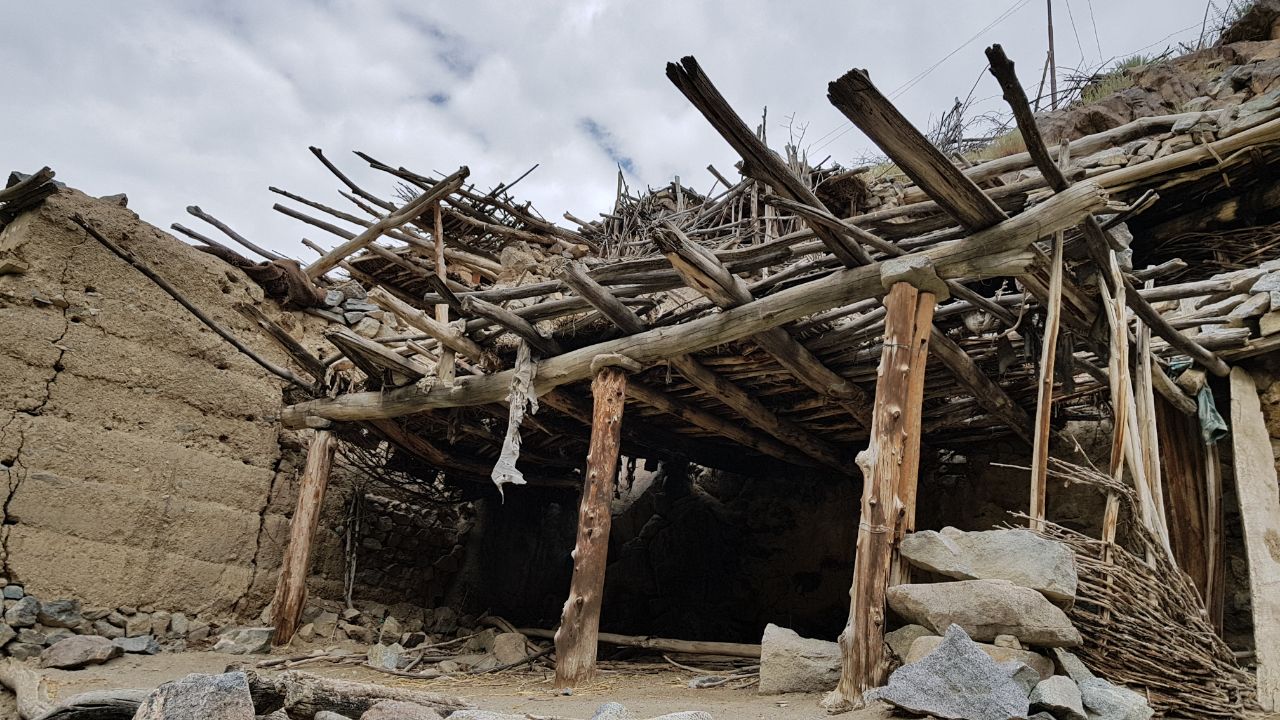 The Hunderman Village - Taruvello