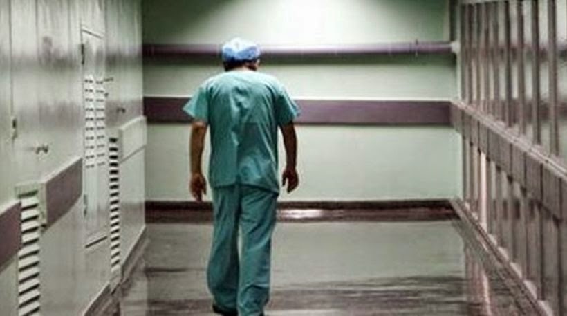 ΕΧΟΥΜΕ ΠΑΕΙ ΠΟΛΛΑ ΧΡΟΝΙΑ ΠΙΣΩ... ΣΤΟ ΝΟΣΟΚΟΜΕΙΟ ΜΕ ΔΗΛΗΤΗΡΙΑΣΗ 20 ...