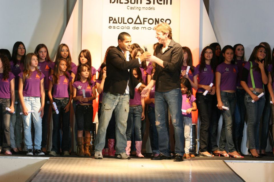 Seleção Para Novos Modelos: PARCERIA PAULO AFONSO E DILSON STEIN