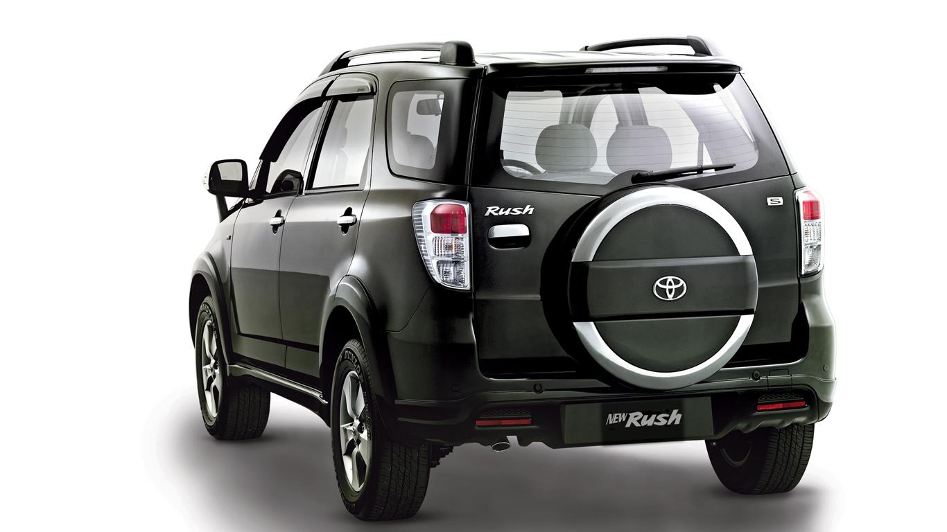 New Toyota Rush Lebih Gagah Dan Sporty - Jejak Jalan Raya