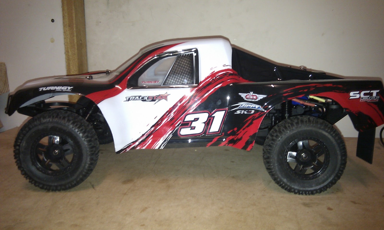 nextedgerc@yahoo.com: 2WD short course truck 1/10