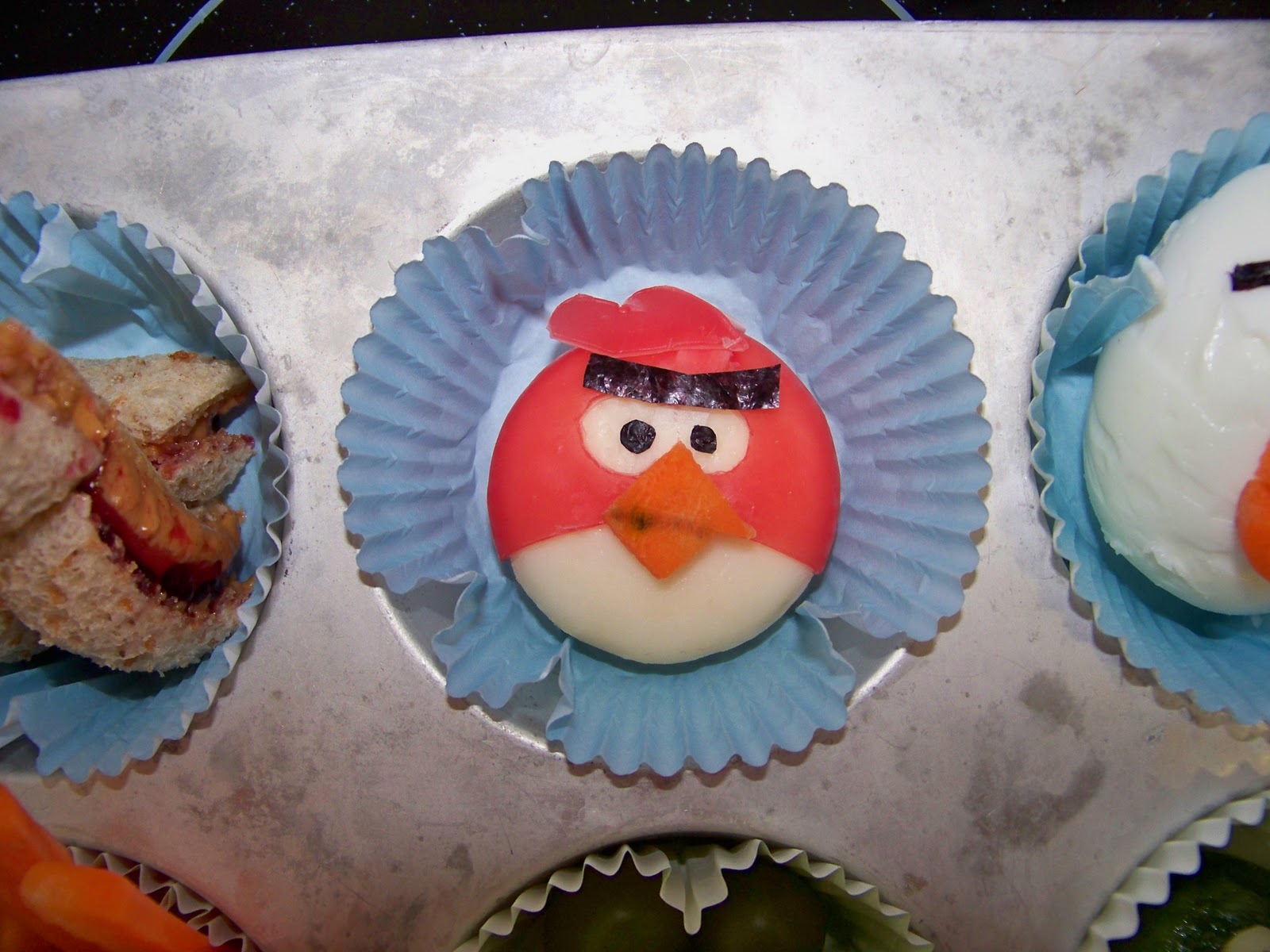 Dandelions In My Vase: Muffin Tin Monday: Angry Birds