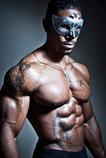 Buff Body Bros: Cross Thompson Raises The Bar!