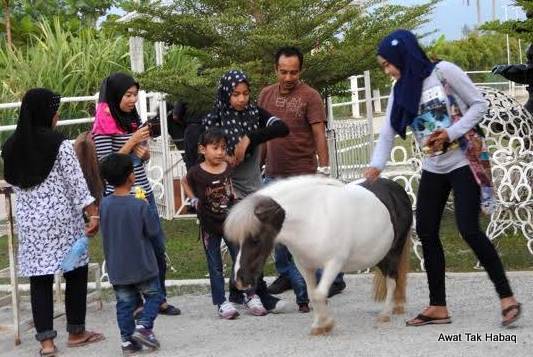 Awat Tak Habaq?: COUNTRY STABLE SEDIAKAN PELBAGAI PAKEJ TARIK ...