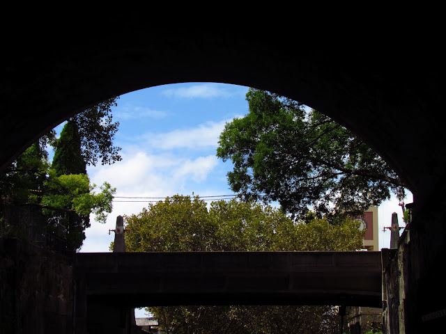 A View Of Sydney: Argyle Cut