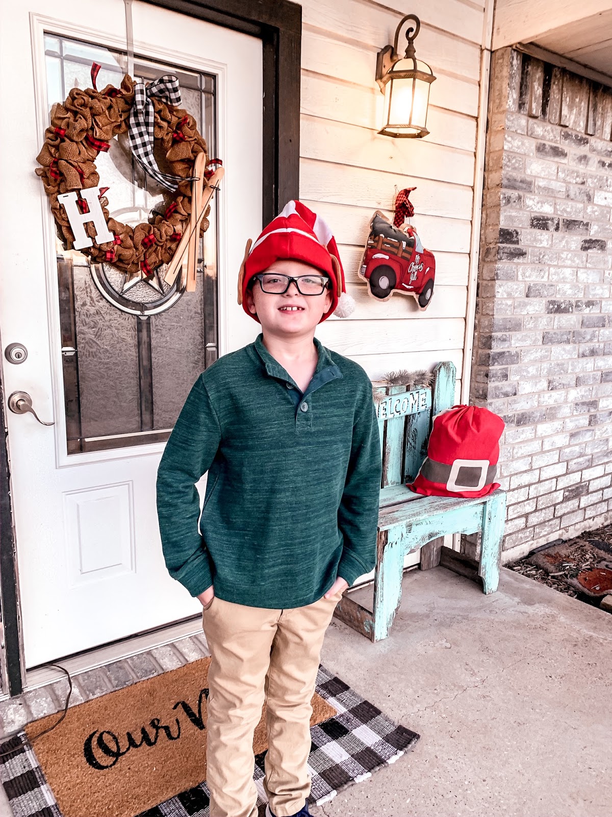{Christmas dress-up week at school} - HALL AROUND TEXAS