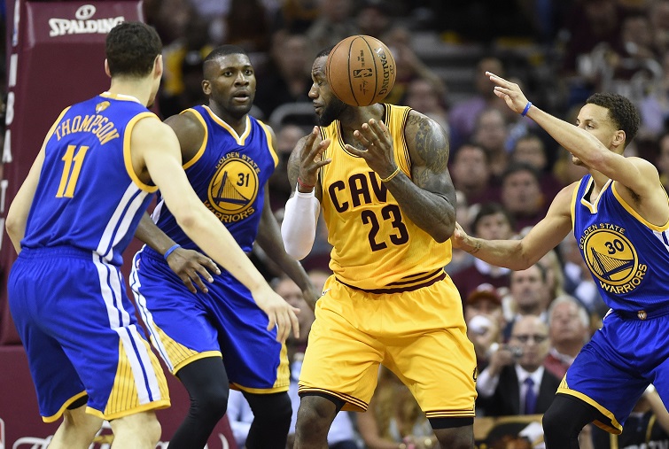 HOOP THOUGHTS: GREAT GUIDELINES FOR TRAPPING THE BALL