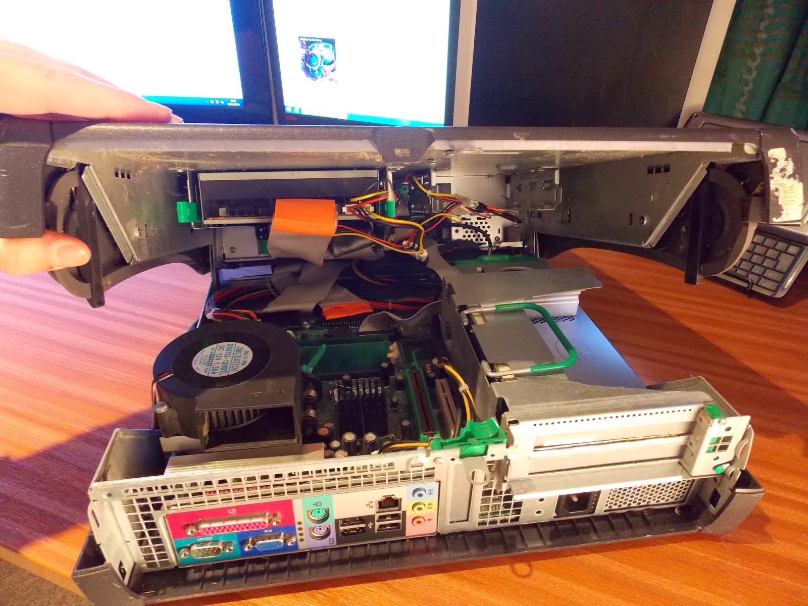 SCOTECH Official Blog: FIX IT: Dell Optiplex GX260 (Freebie Computer)