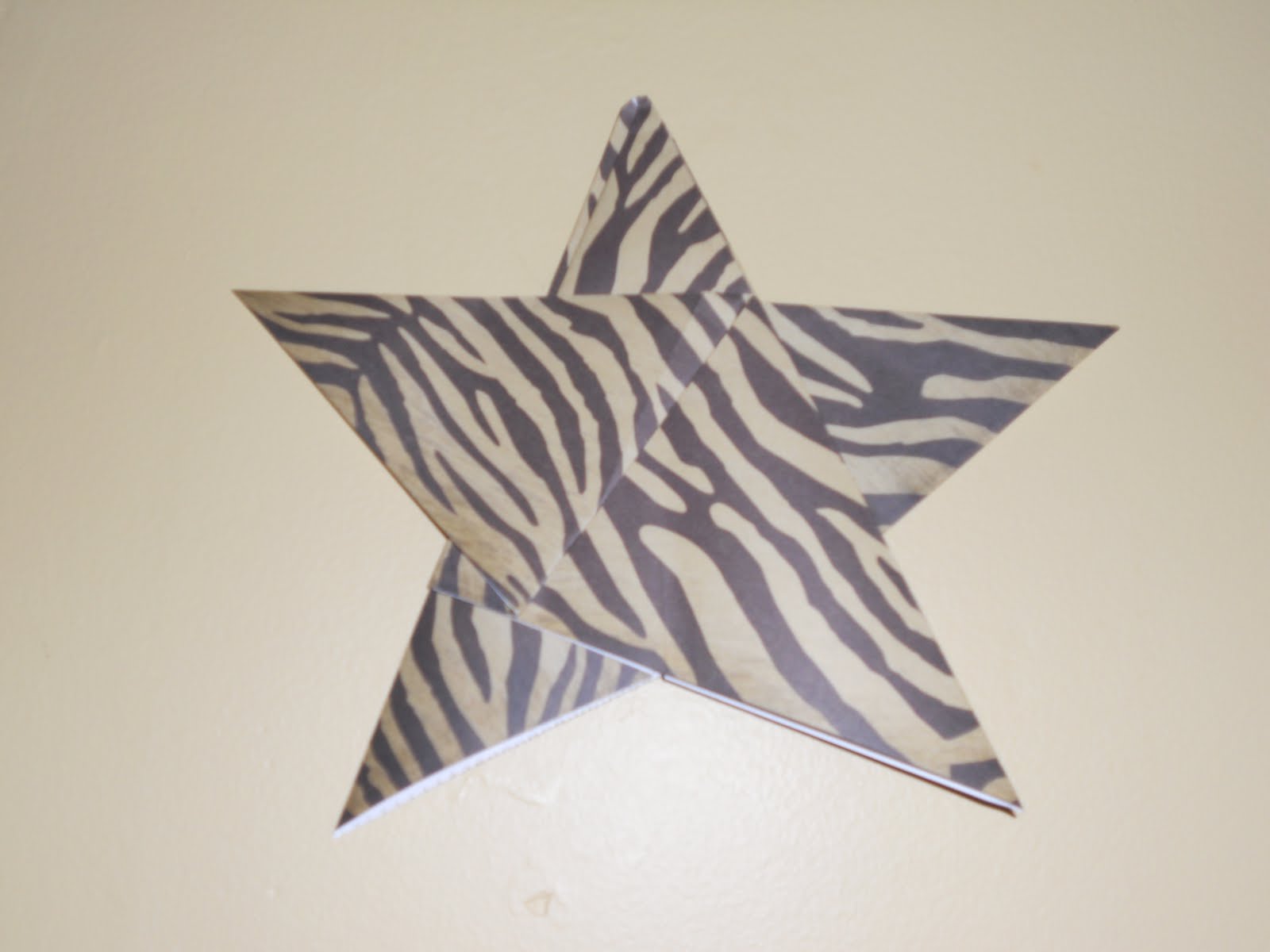 Origami Star Zebra: A Fun Challenge for Beginners – easy origami tutorial