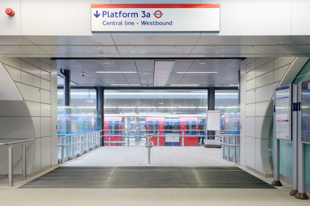In Pictures: Stratford's New Ticket Hall and the DLR - London Reconnections