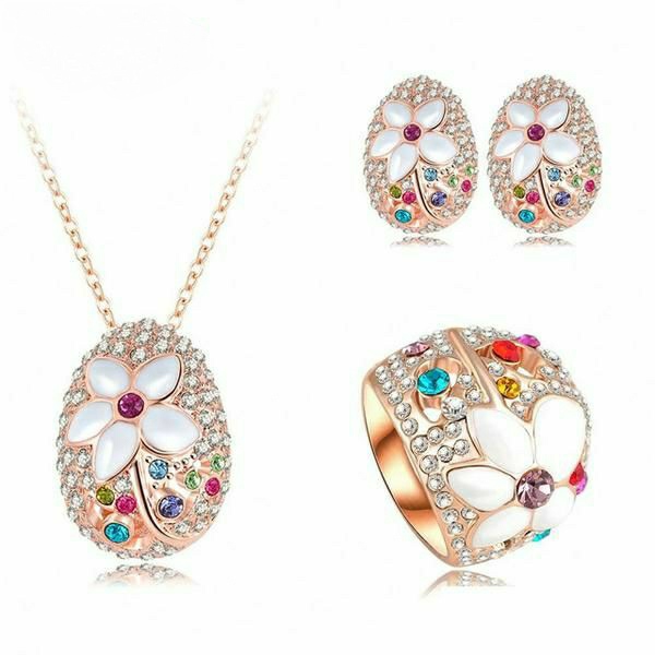 Fancy pendant sets