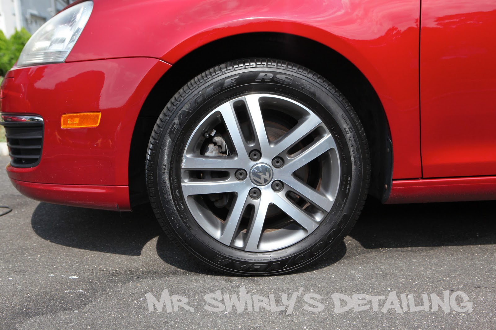 Mr. Swirly's Detailing: 2006 Maroon VW Jetta