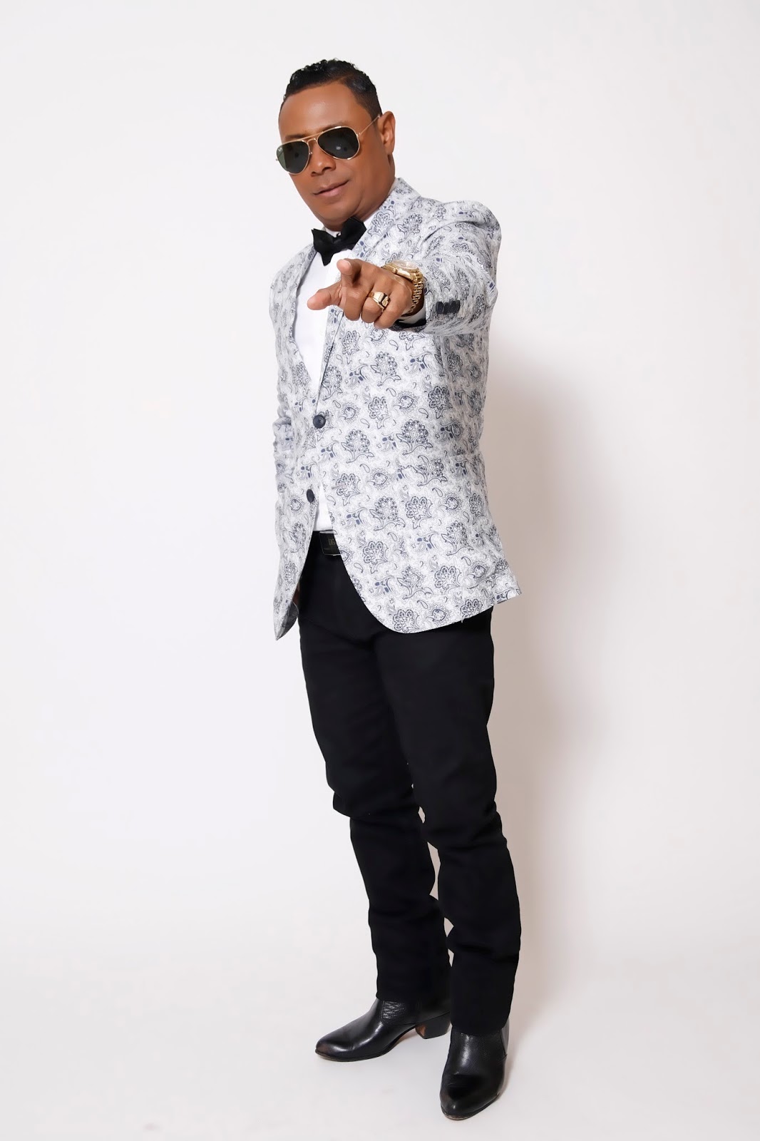 Yoskar Sarante lanza “No me digas” un adelanto de su nuevo disco