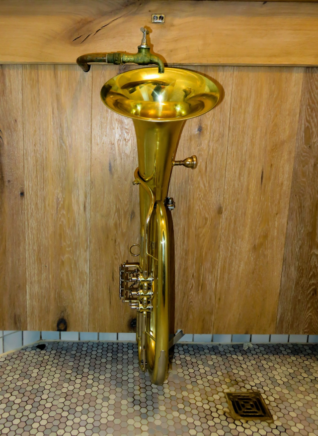 MFS-The Many Faces of Art and Design: Creative Music-related BATHROOM ...