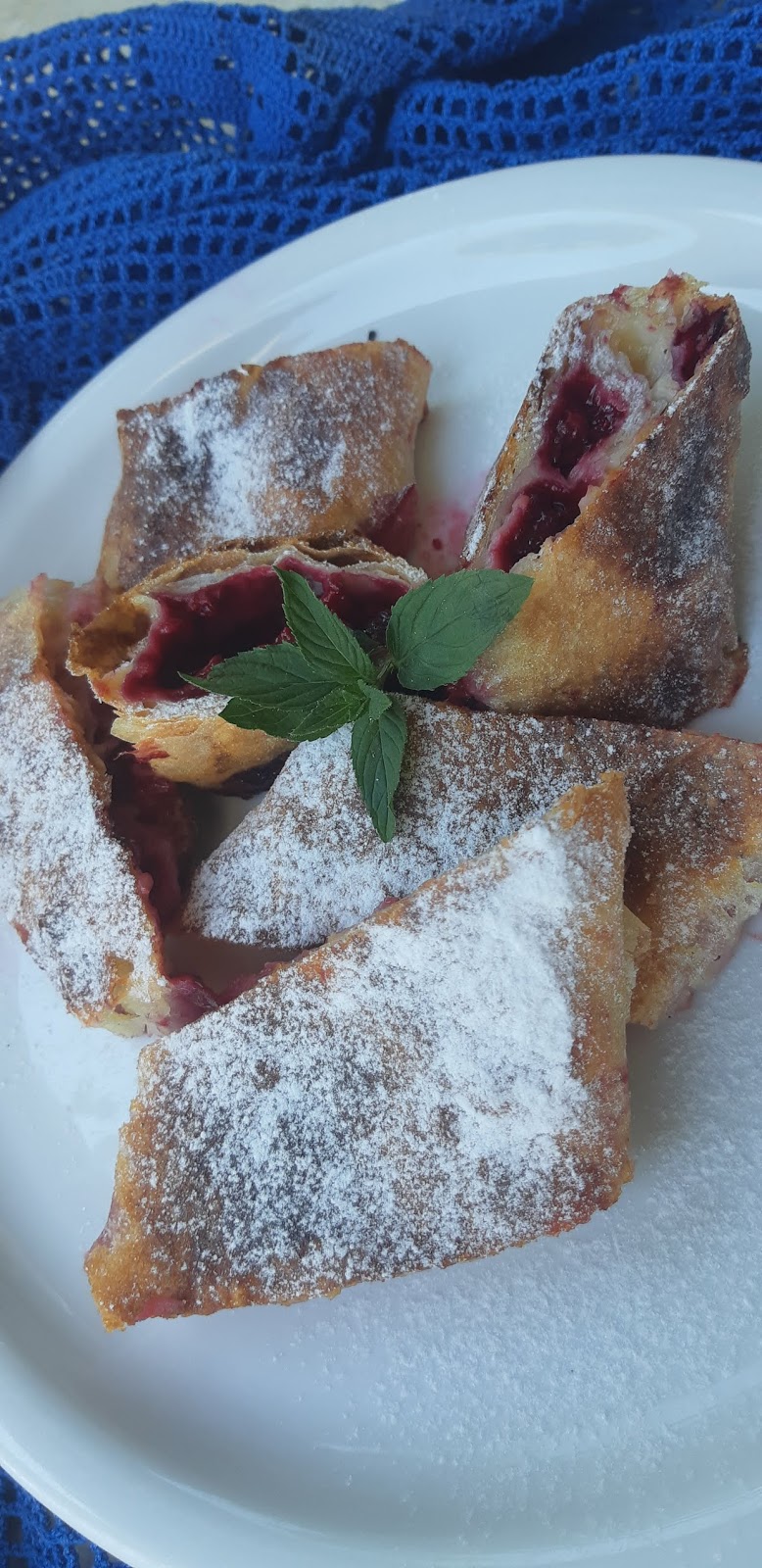 STRUDLA SA GOTOVIM KORAMA