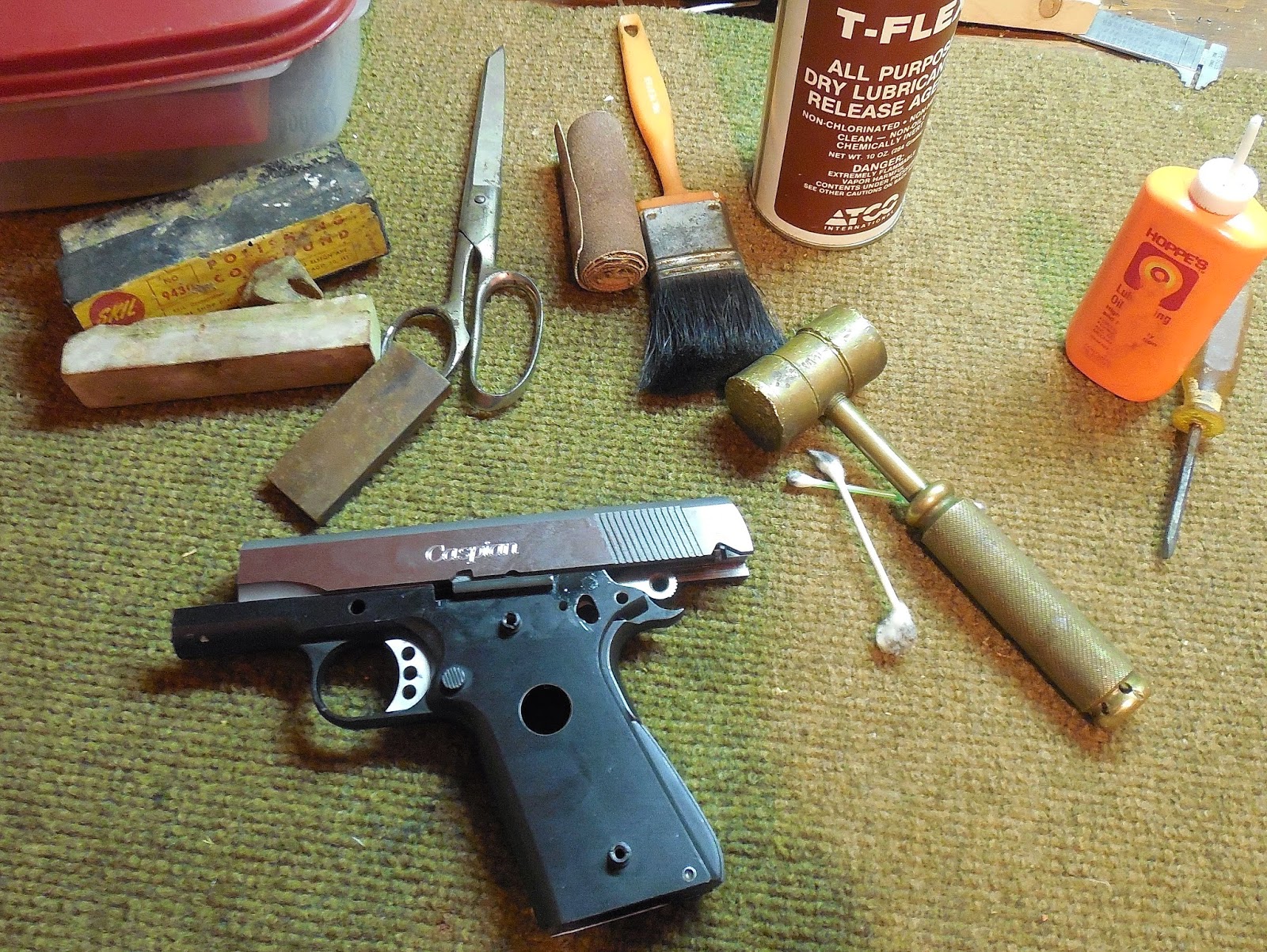 The Travis McGee Reader: Fresh gun porn