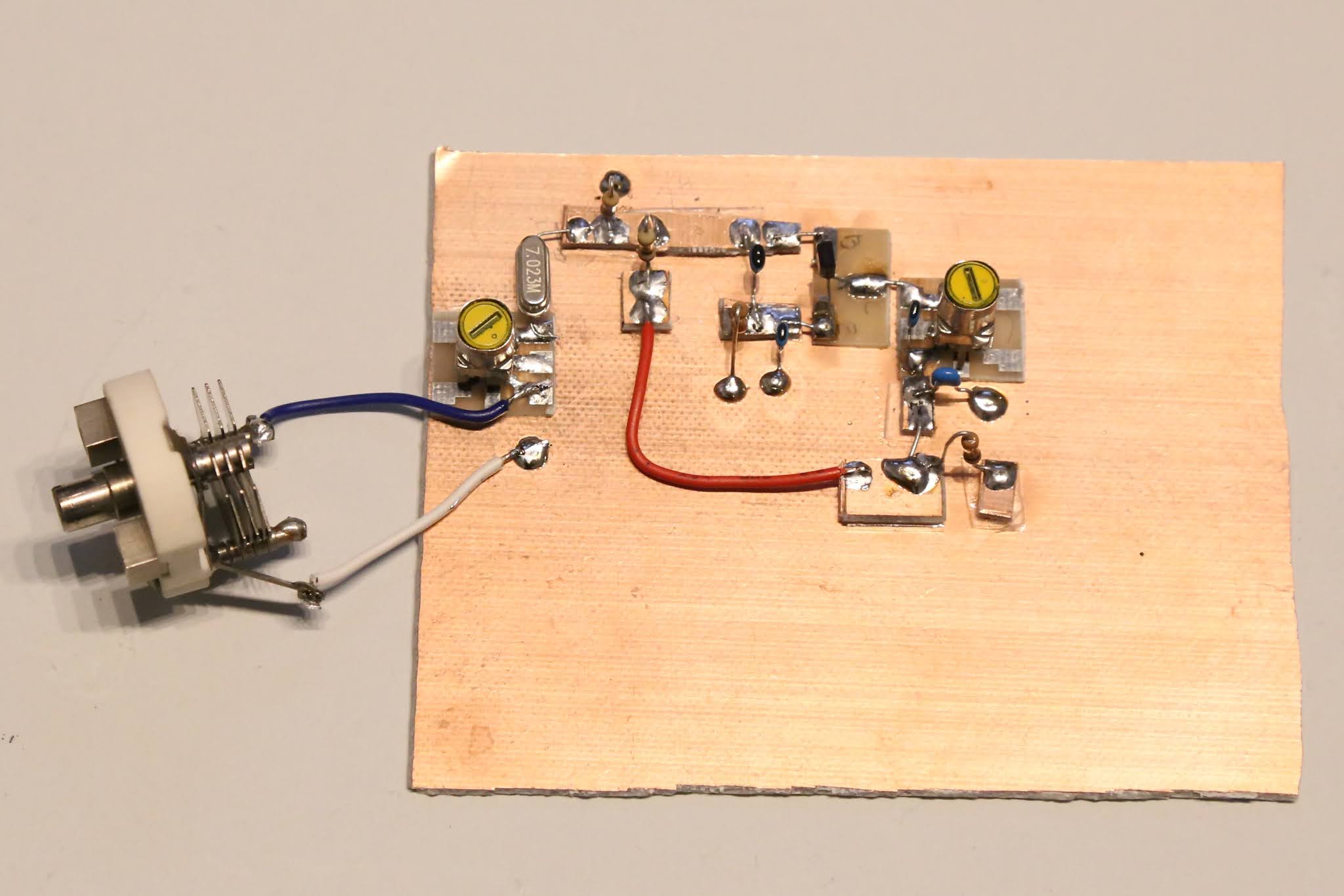 Ceiling Unlimited (revival): 7MHz ダイレクトコンバージョン受信機の製作 (2)