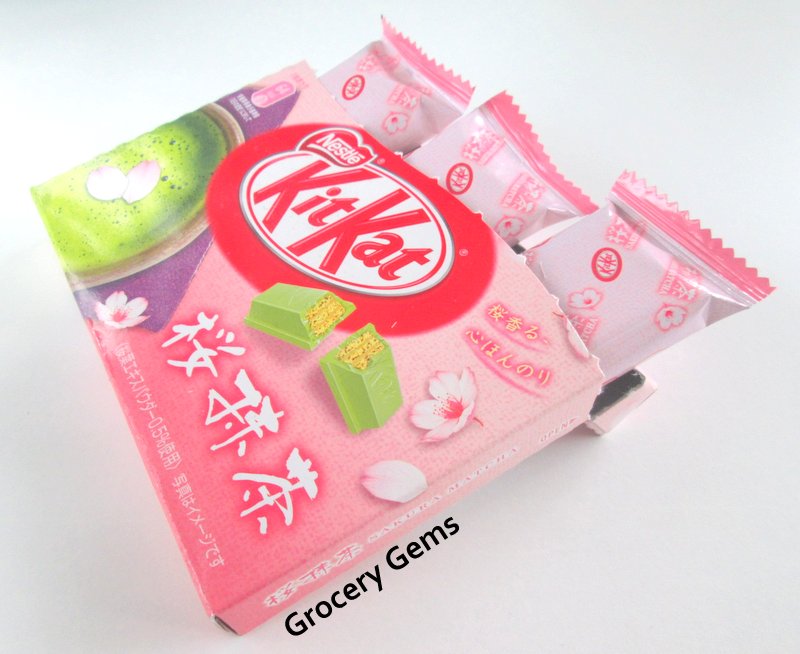 Grocery Gems: Review: Sakura Matcha Kit Kat (Japan)