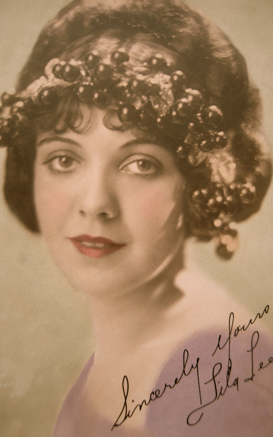 Slice of Cheesecake: Lila Lee, pictorial