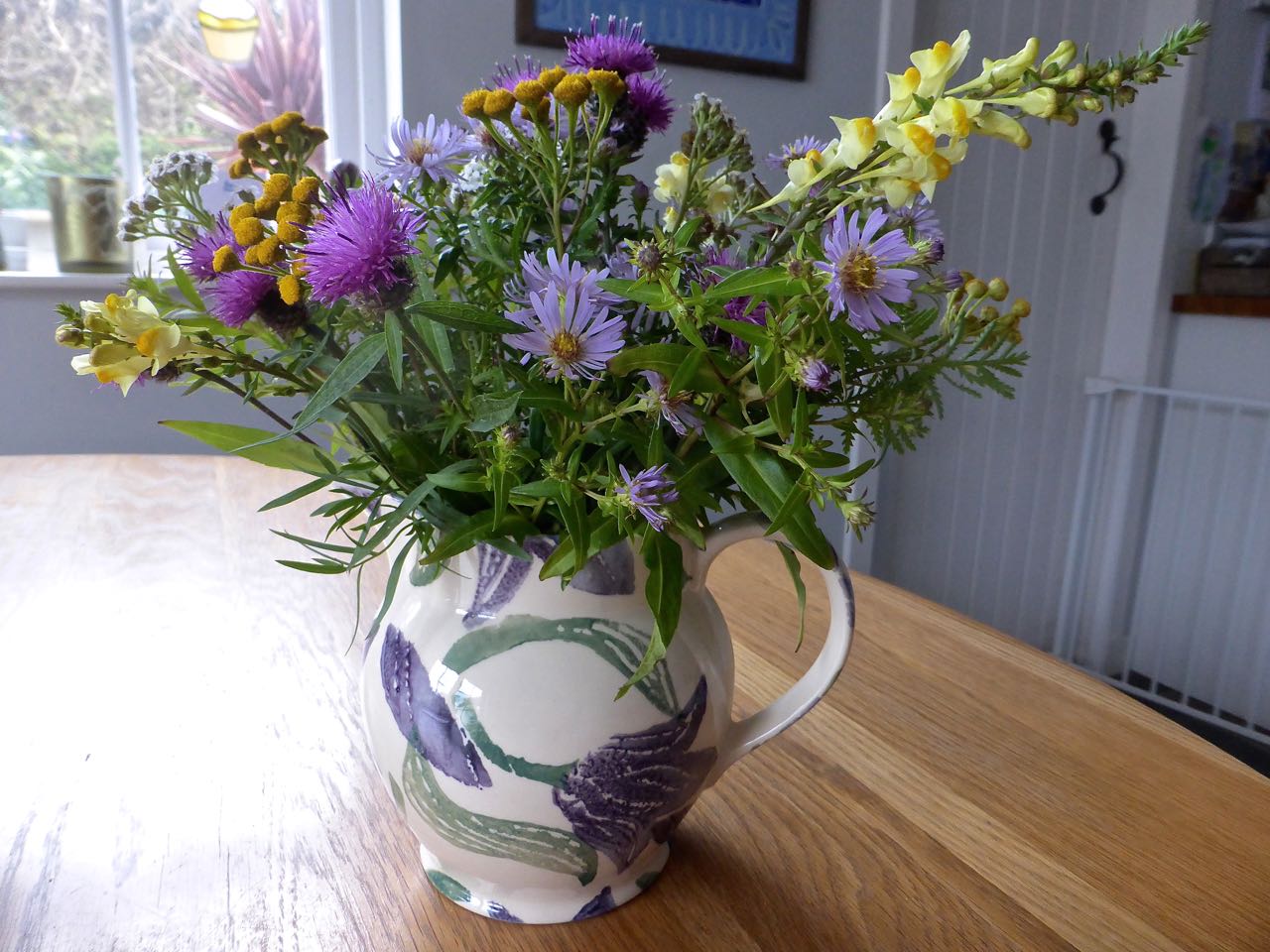 A wild flower vase on Monday