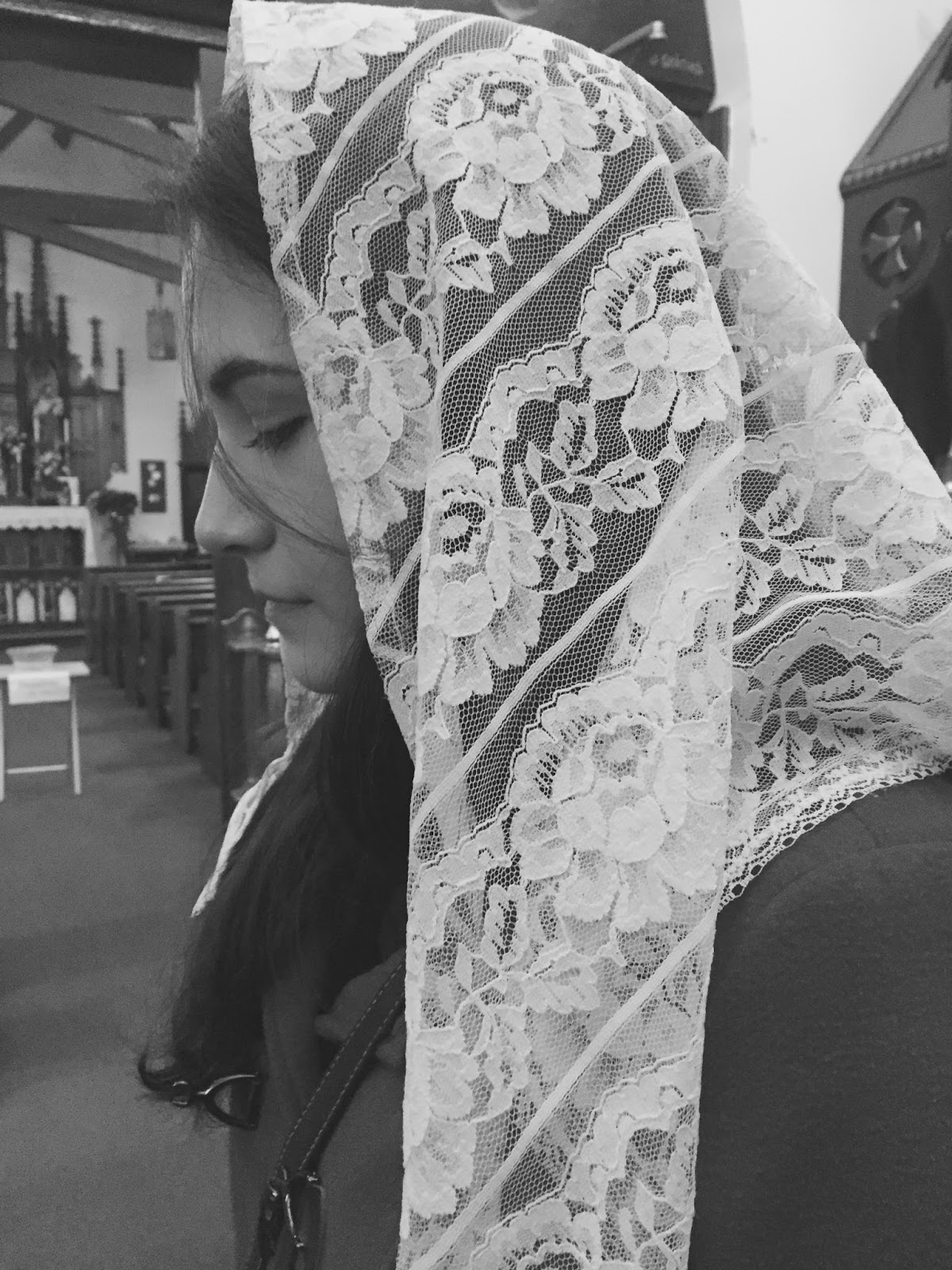 Sunday Traditional Latin Mass Outfit: Courage to Dress Modestly ...