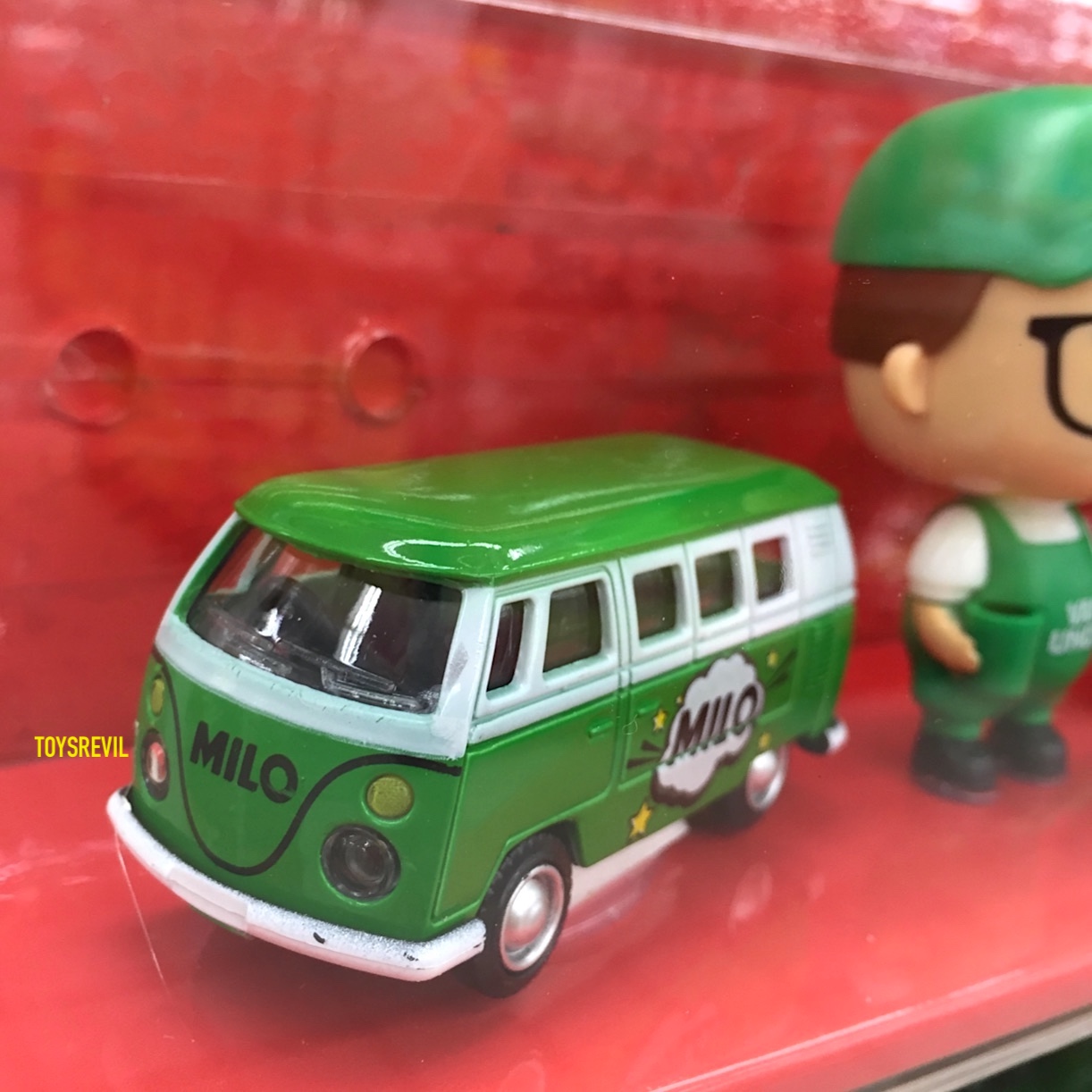 MILO VAN KAKIS Mini Figure Collectibles Spotted In Singapore
